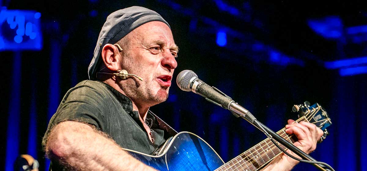 "Humor im Hemd" - Interview mit Alf Poier | Freizeit Tirol